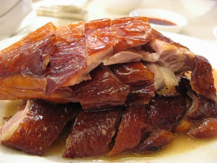 როგორ შევწვათ გოჭი ღუმელში, რომ კნაწუნა და გემრიელი გამოვიდეს ...